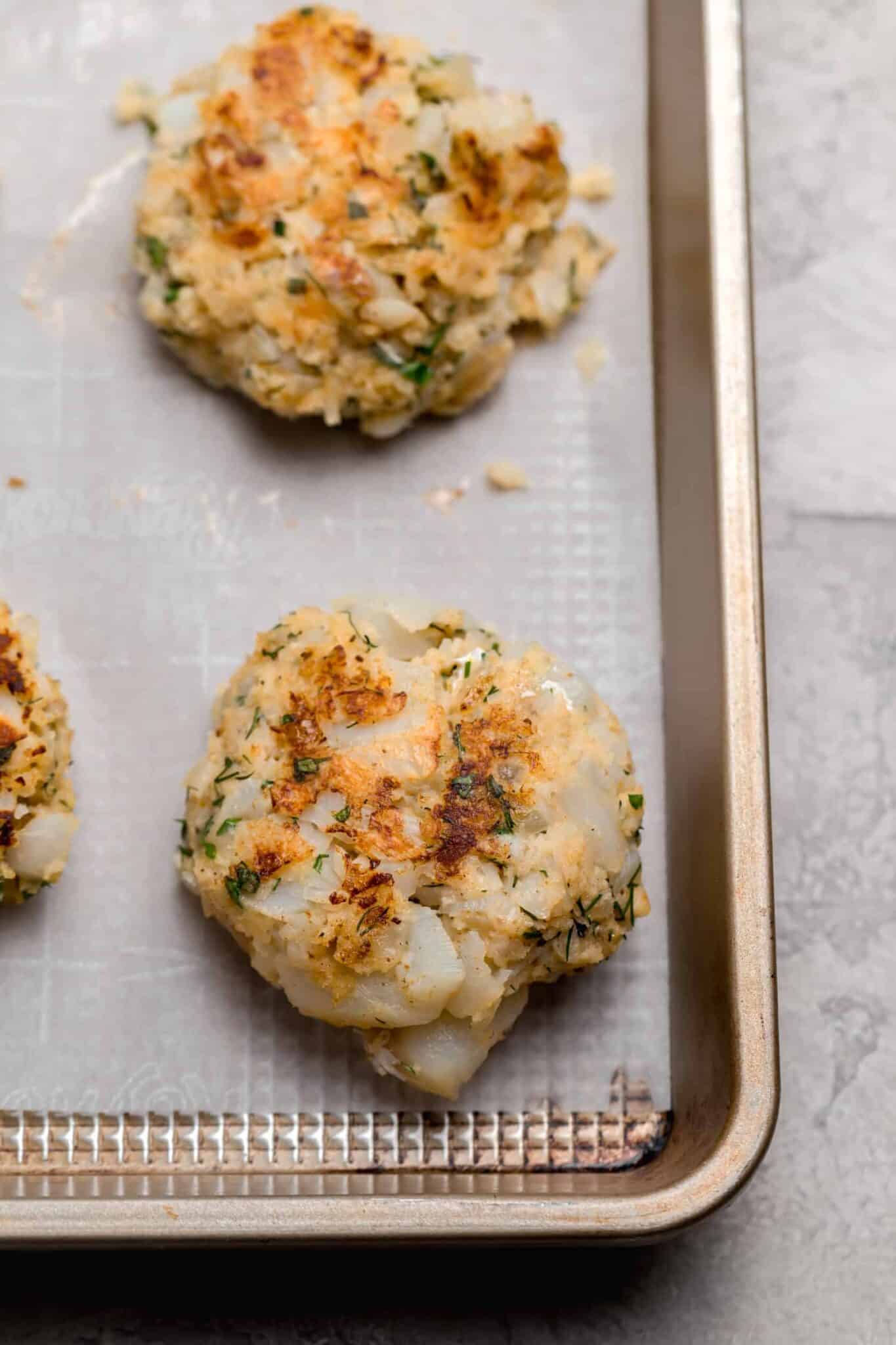 Classic Fish Cakes (with homemade tartar sauce!) - Well Seasoned Studio