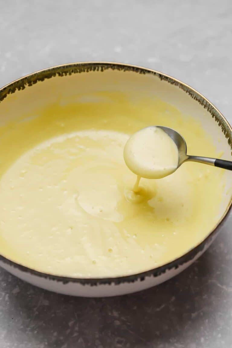 Easy Homemade Aioli (5 Minutes, 5 Ingredients!) - Well Seasoned Studio