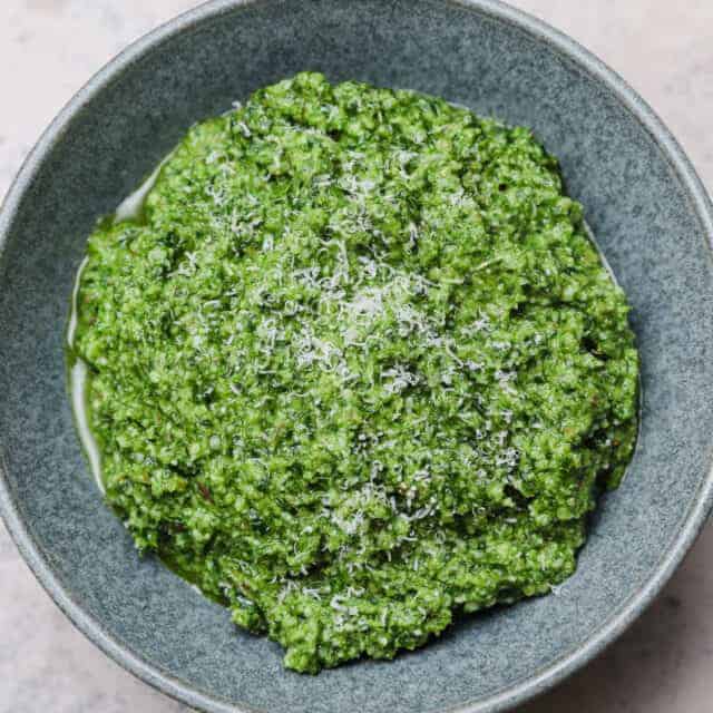 5-Ingredient Homemade Ramp Pesto - Well Seasoned Studio