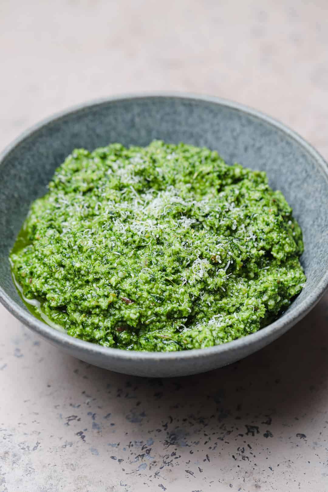 5-Ingredient Homemade Ramp Pesto - Well Seasoned Studio