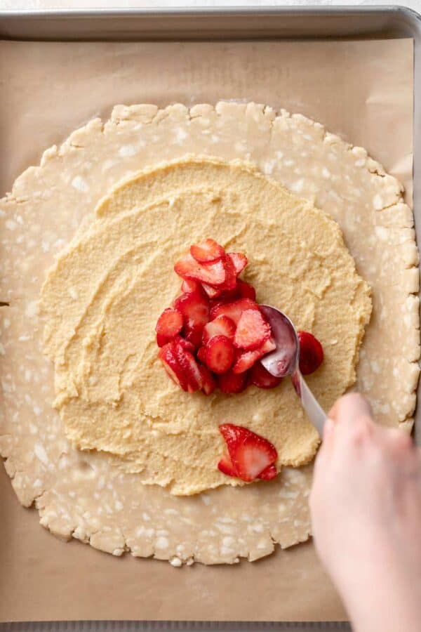 What Is Frangipane? (Easy One Bowl Recipe) - Well Seasoned Studio