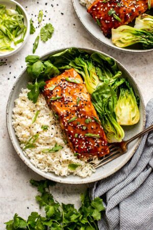This Broiled Miso Salmon Cooks In 8 Minutes Or Less! - Well Seasoned Studio