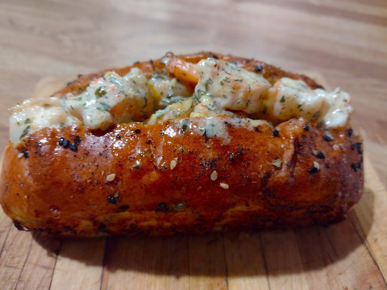 30-Minute Warm, Buttery Shrimp Rolls - Well Seasoned Studio