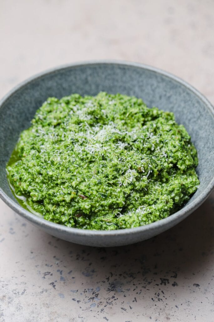 5-Ingredient Homemade Ramp Pesto - Well Seasoned Studio