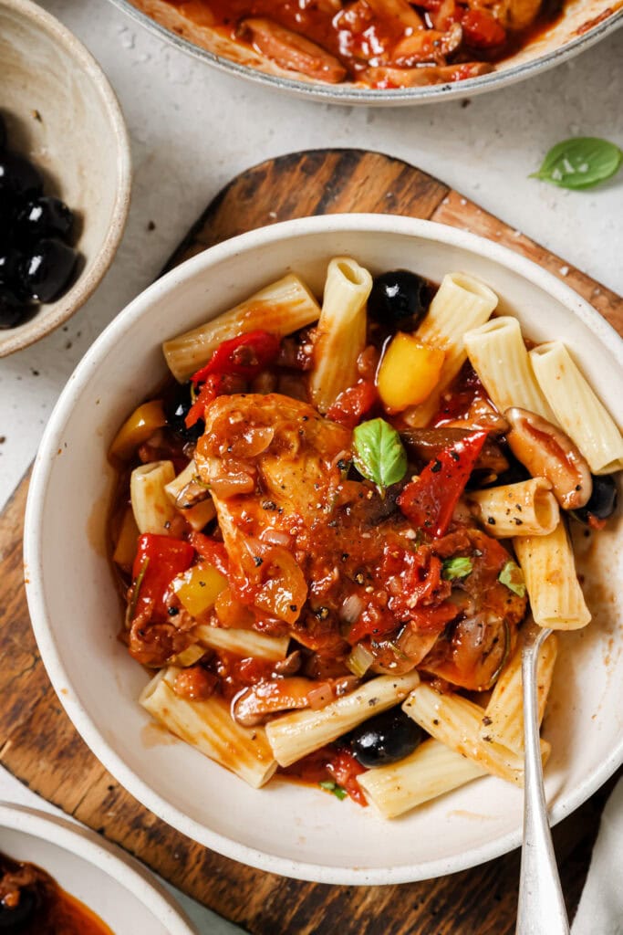 Hearty Homemade Chicken Cacciatore (Italian Stew!) - Well Seasoned Studio