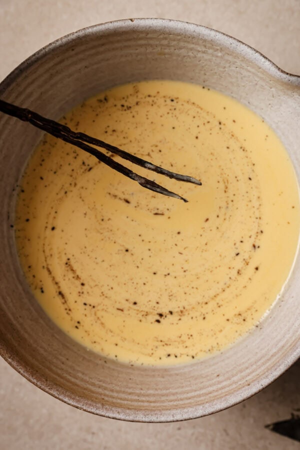 Classic Vanilla Bean Crème Brûlée (With Crackly Top!) - Well Seasoned ...