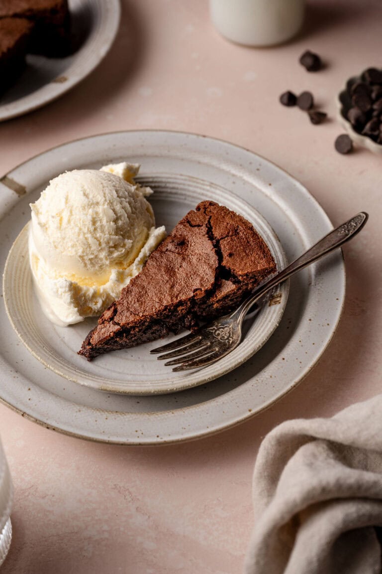 Rich Chocolate Torte with Almond Flour (Fudgy!) - Well Seasoned Studio