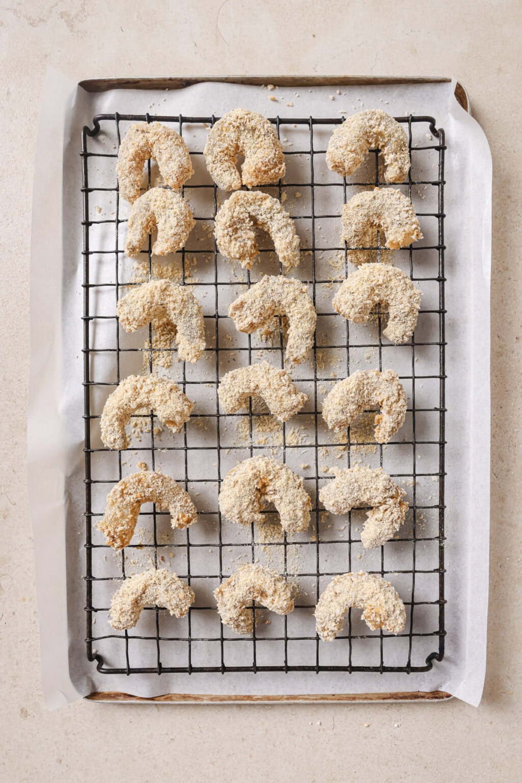 Crispy Cajun-Spiced Fried Shrimp Po' Boys - Well Seasoned Studio