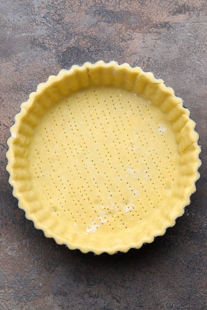 Impossibly Creamy Deep Dish Quiche Lorraine with Flaky Crust - Well ...