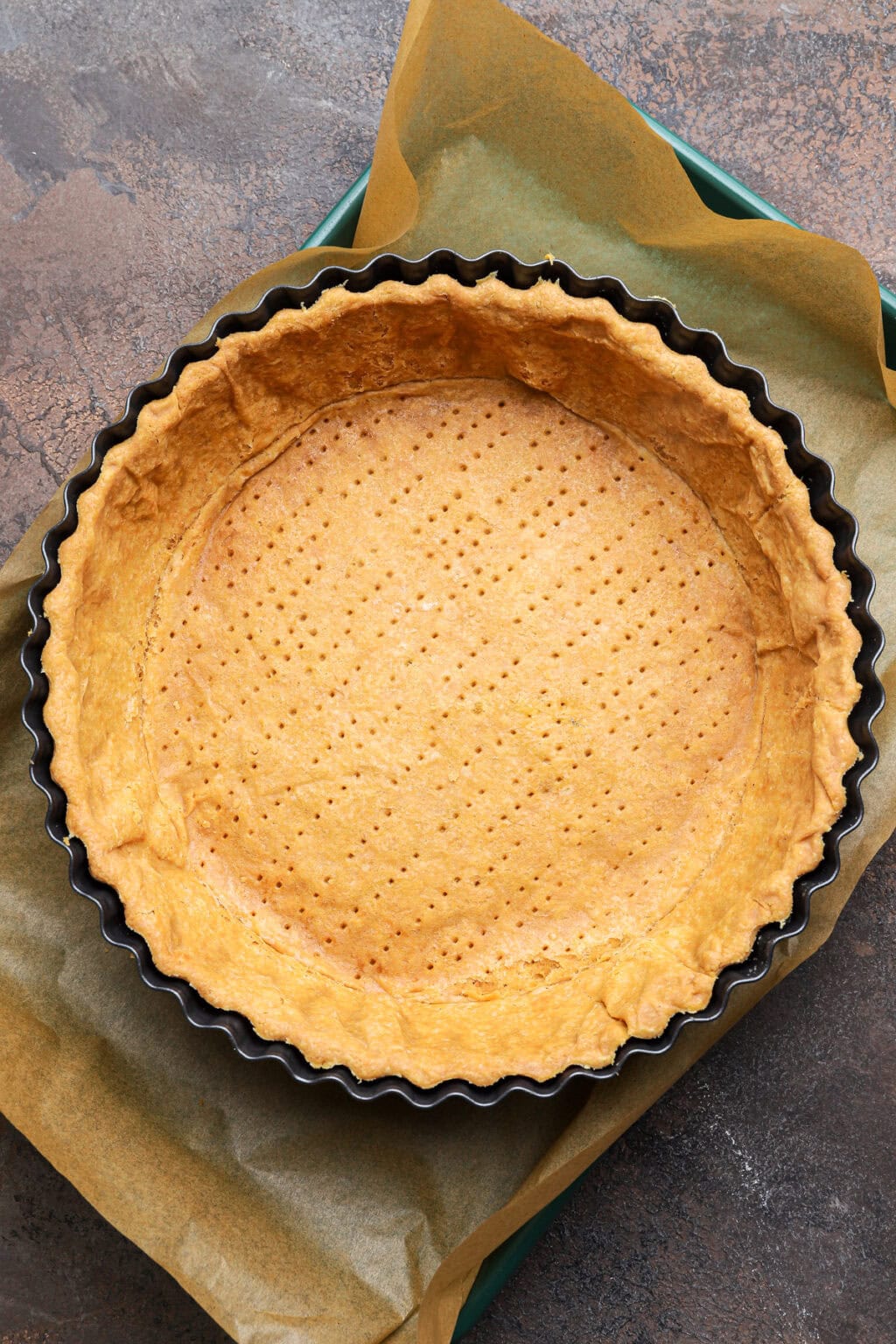 Impossibly Creamy Deep Dish Quiche Lorraine with Flaky Crust - Well ...